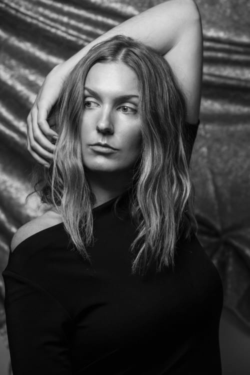 Julie Neff On Music, Confidence & Tackling The Big, Life-Defining Choices