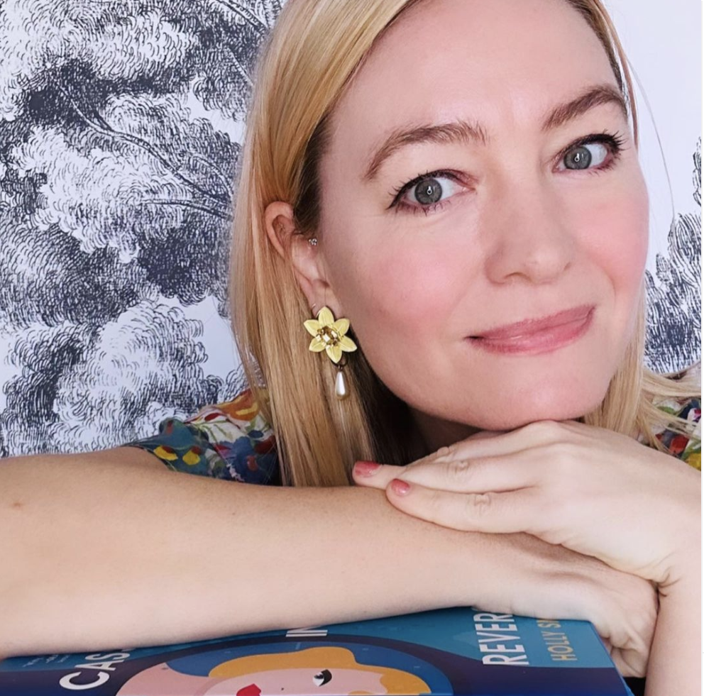 Author Holly Smale On Cassandra In Reverse Shedoesthecity