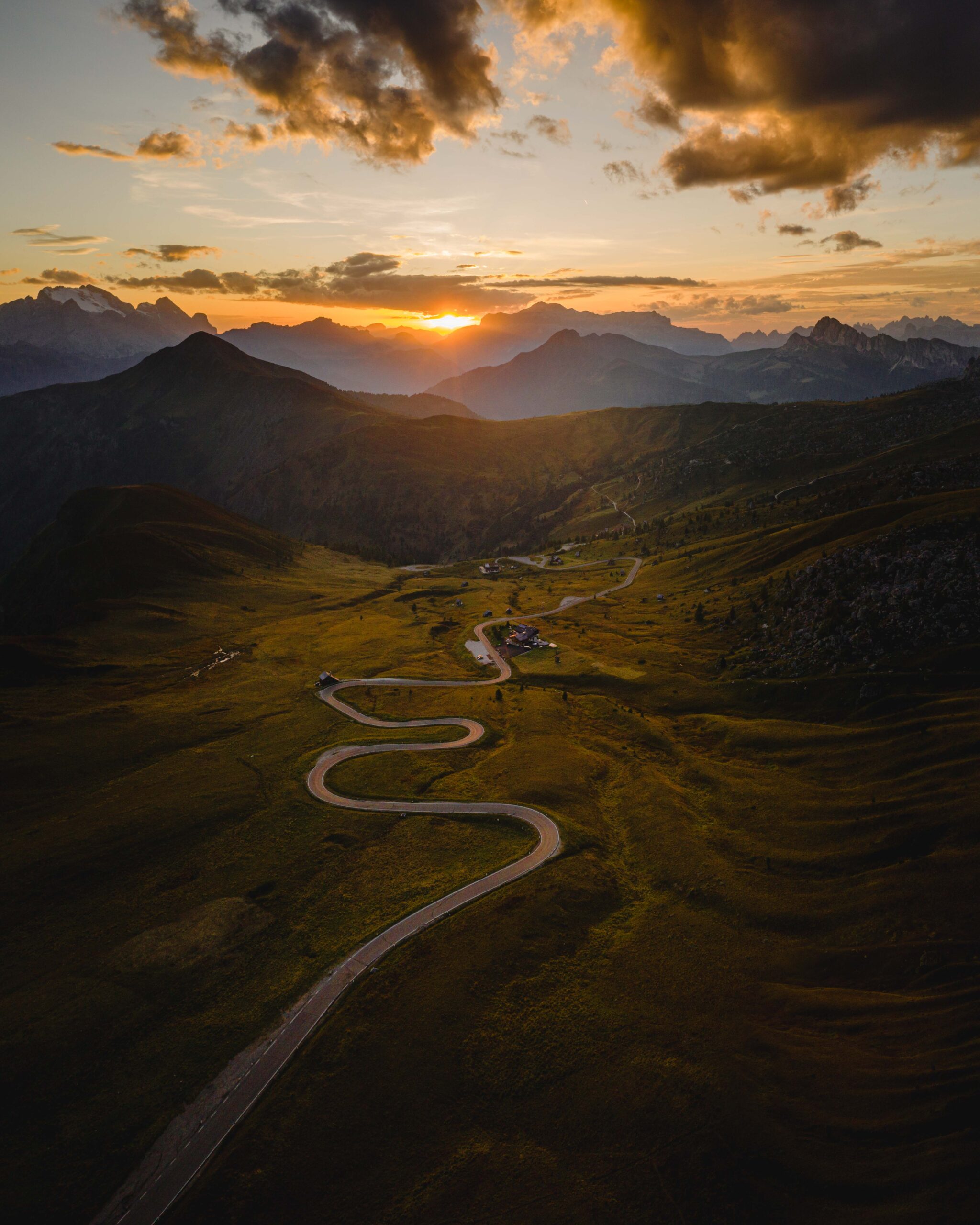 Toronto YouTube Creator Lizzie Peirce on Building a Creative Business ...